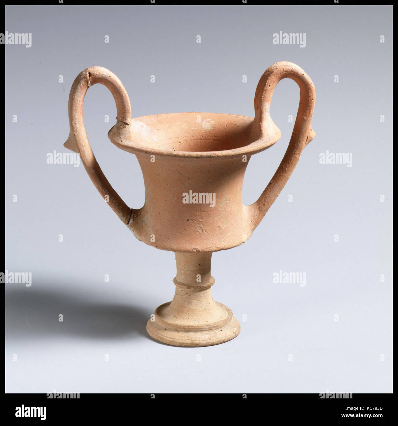 Kantharos hi-res stock photography and images - Alamy