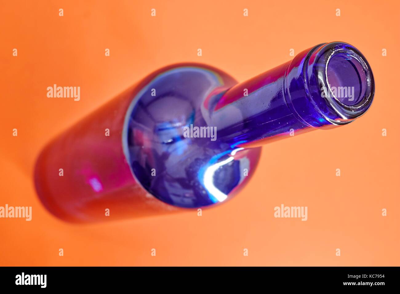 A studio photo of a blue bottle Stock Photo - Alamy