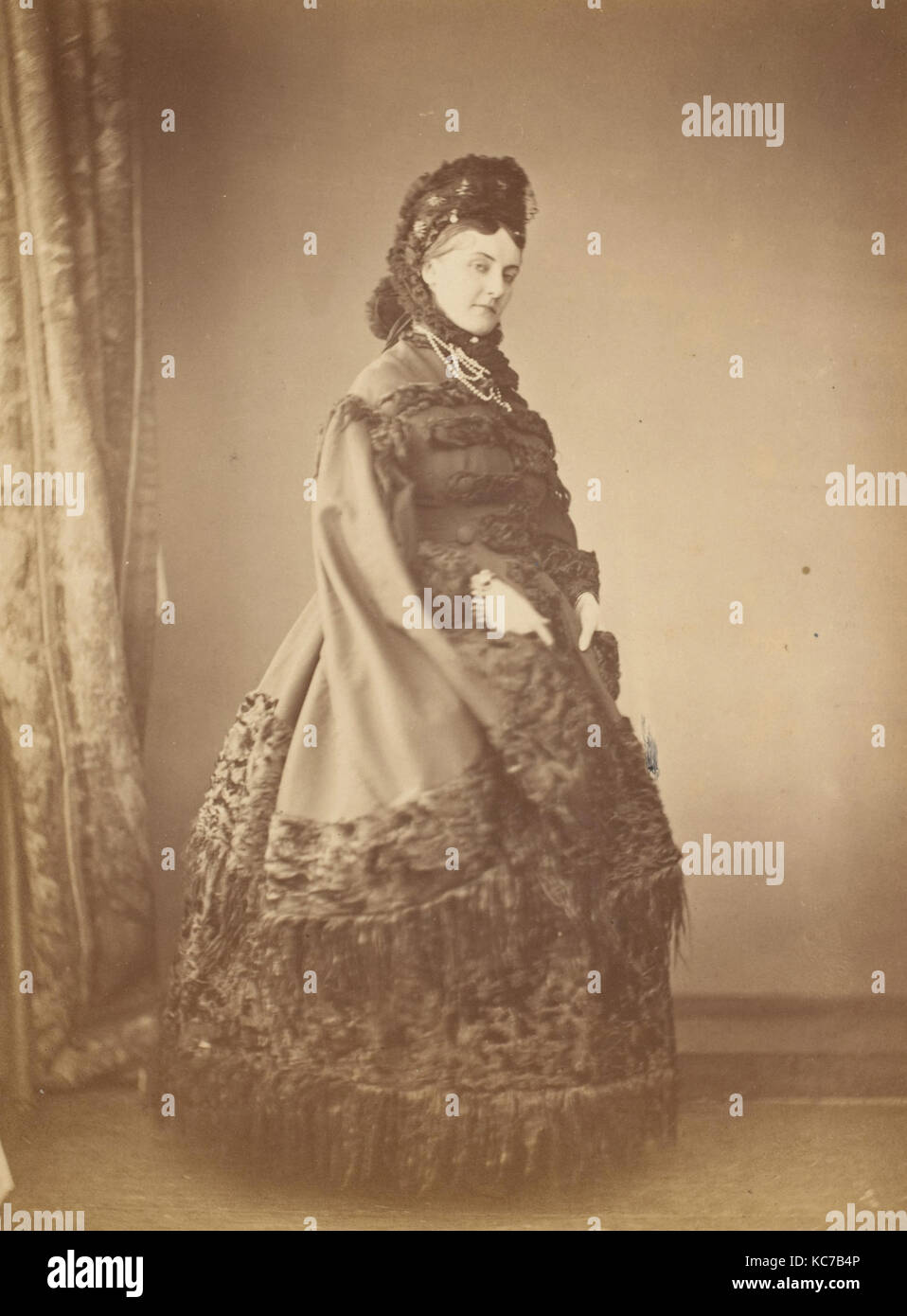 Le Caracul (L'Astrakhan), Pierre-Louis Pierson, 1860s Stock Photo - Alamy