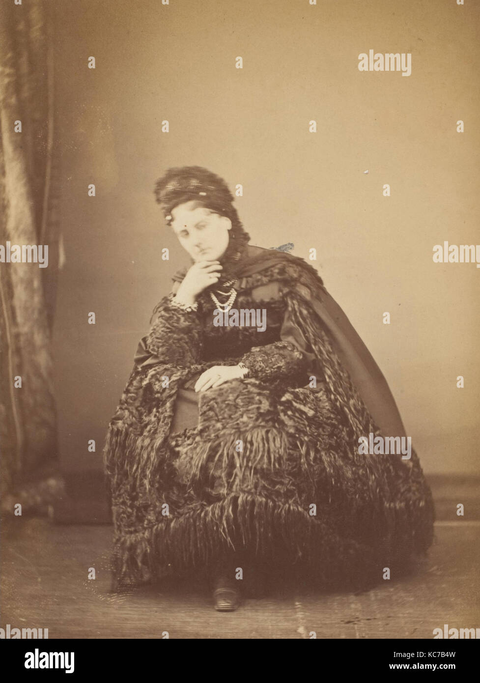 Le Caracul (L'Astrakhan), Pierre-Louis Pierson, 1860s Stock Photo - Alamy