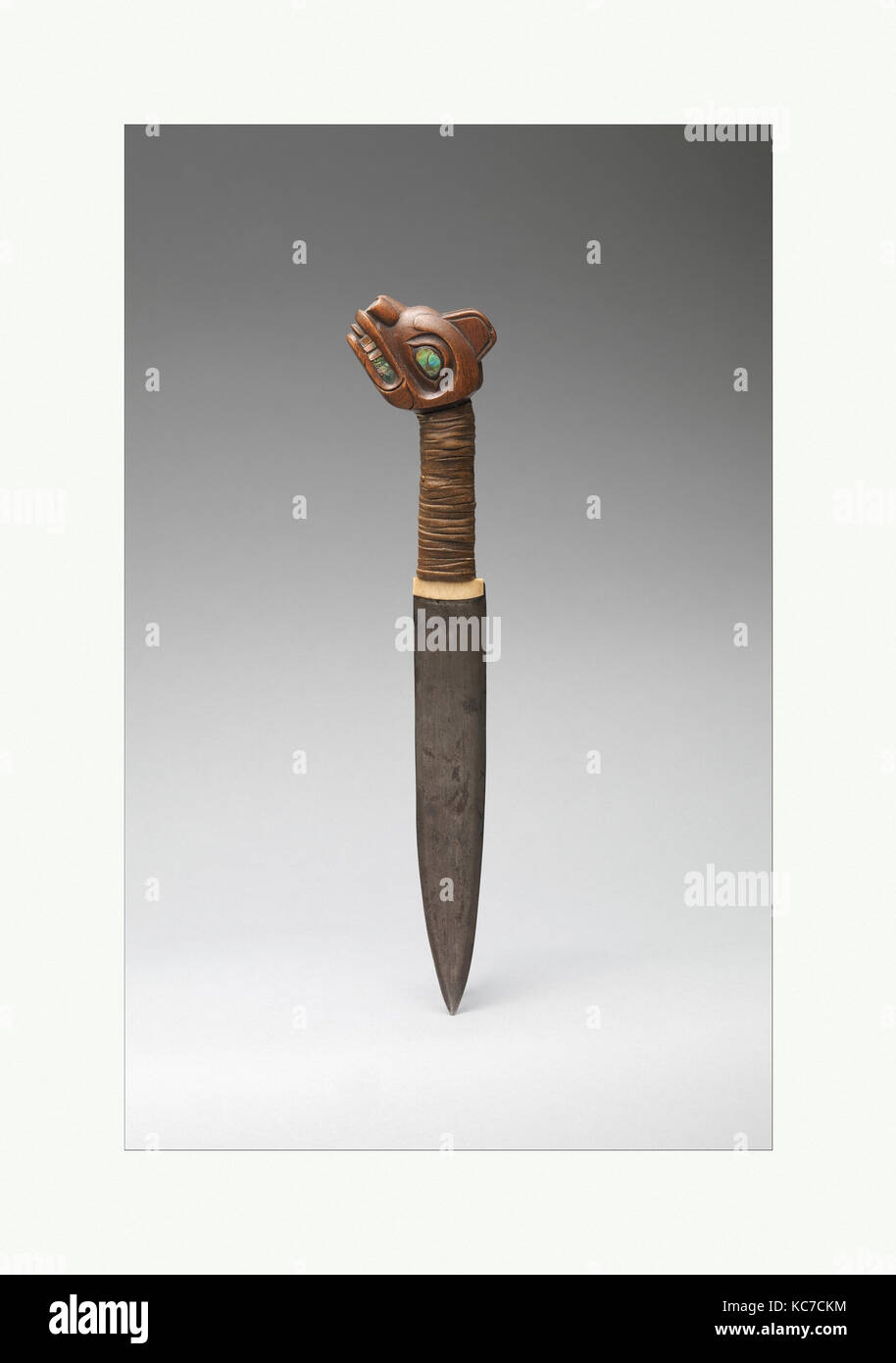 Tlingit sculpture hi-res stock photography and images - Alamy