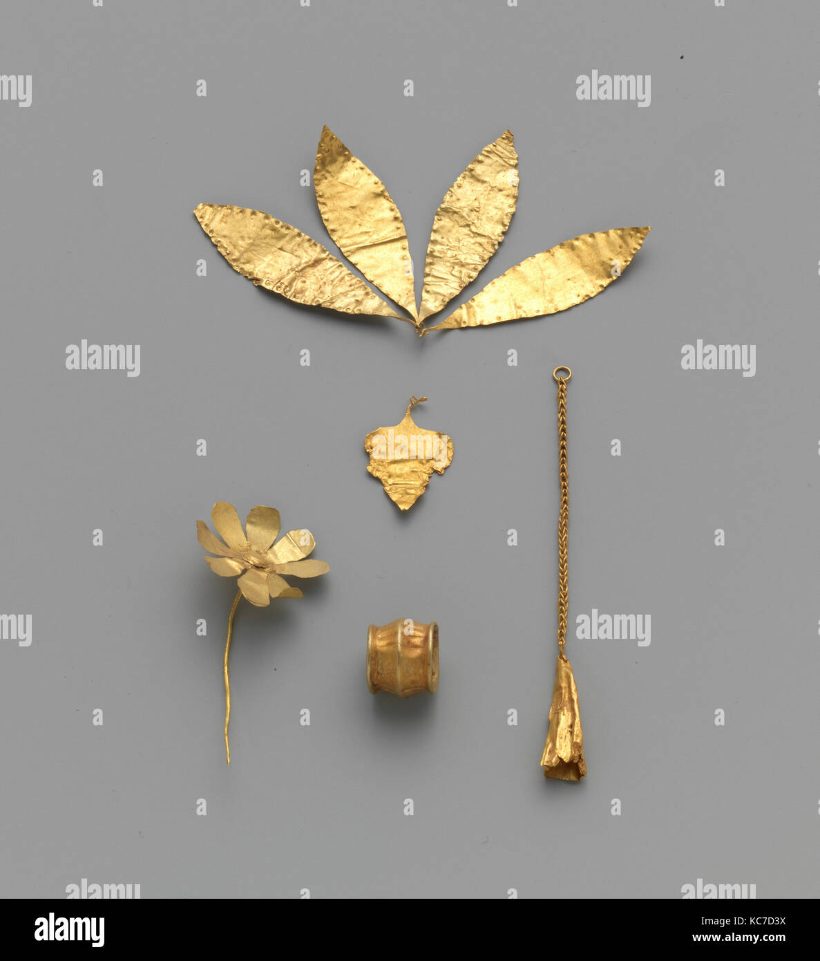 Gold leaf, Early Minoan II–III, ca. 2300–2100 B.C., Minoan, Gold, H.: 2 ...