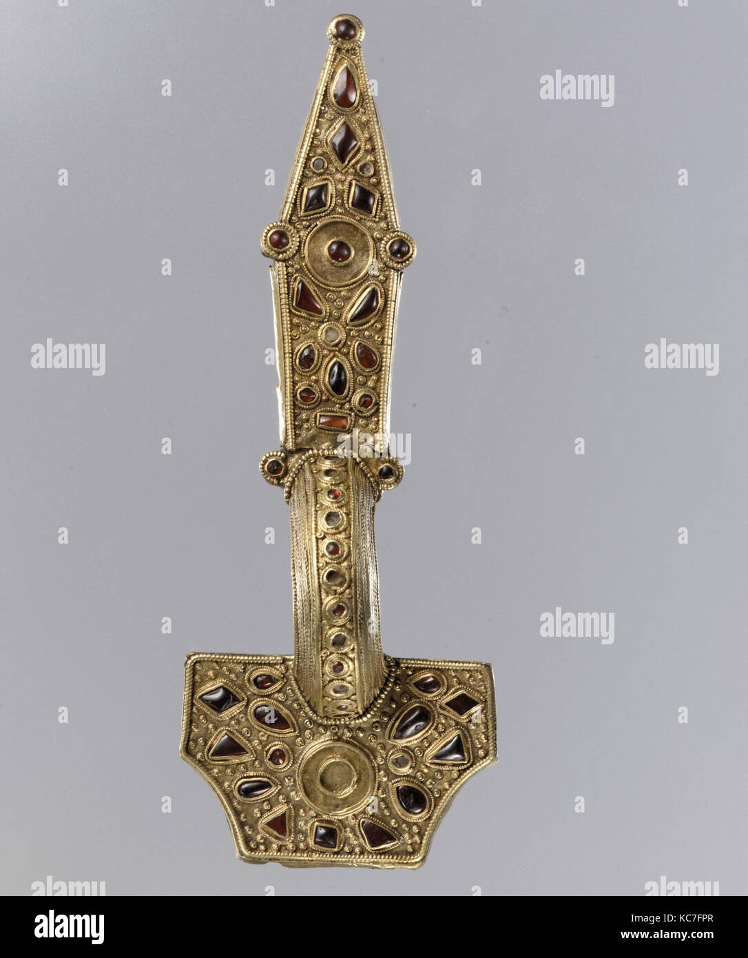 Bow Brooch, 400–450, East Germanic, Silver with gold-sheet overlay and ...