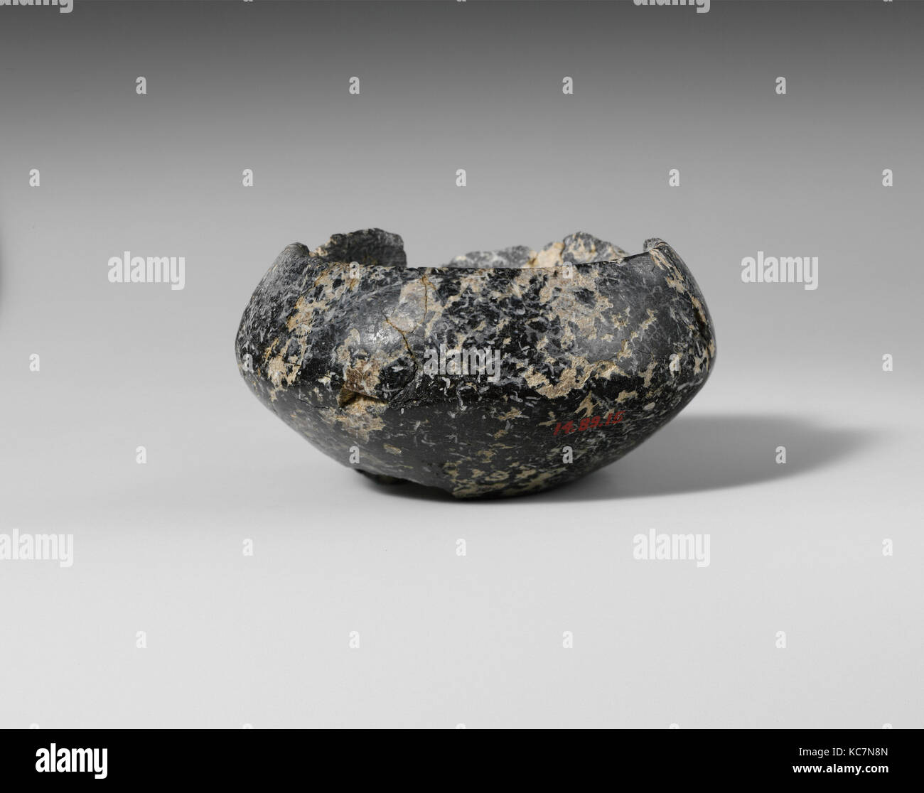 Steatite bowl hi-res stock photography and images - Alamy
