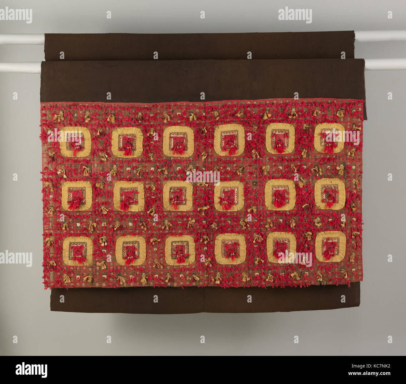 Loincloth, 12th–15th century, Peru, Chimú, Cotton, camelid hair, L 1/8 ...