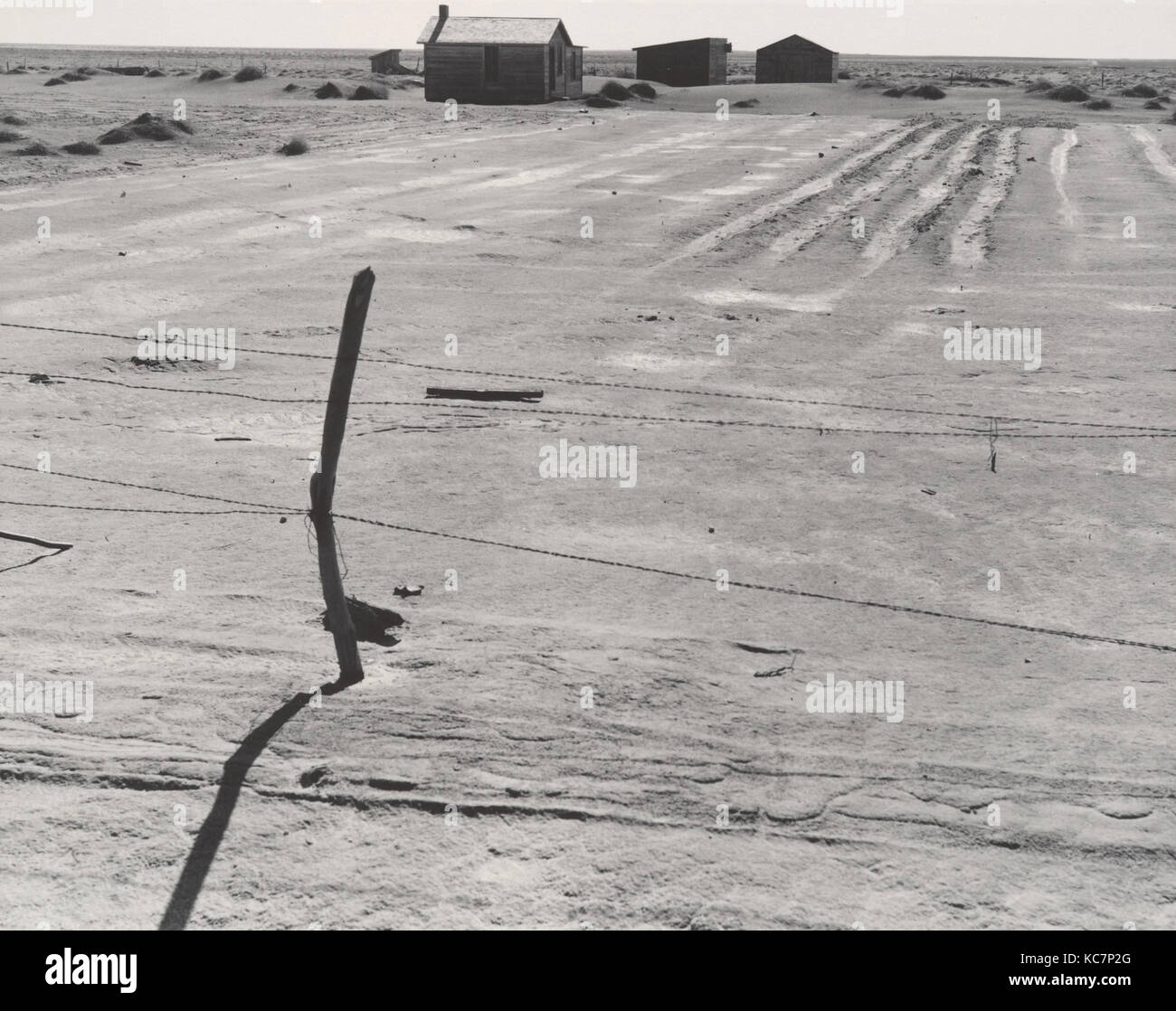 Abandoned Farm in the Dustbowl, Coldwater District, near Dalhart, Texas ...