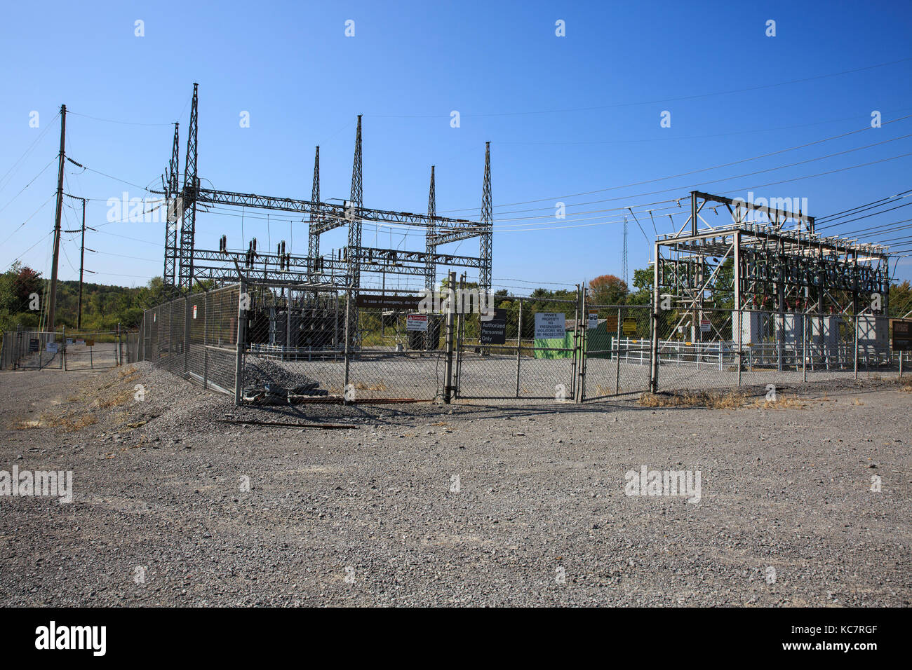 Substation transformer hi-res stock photography and images - Alamy