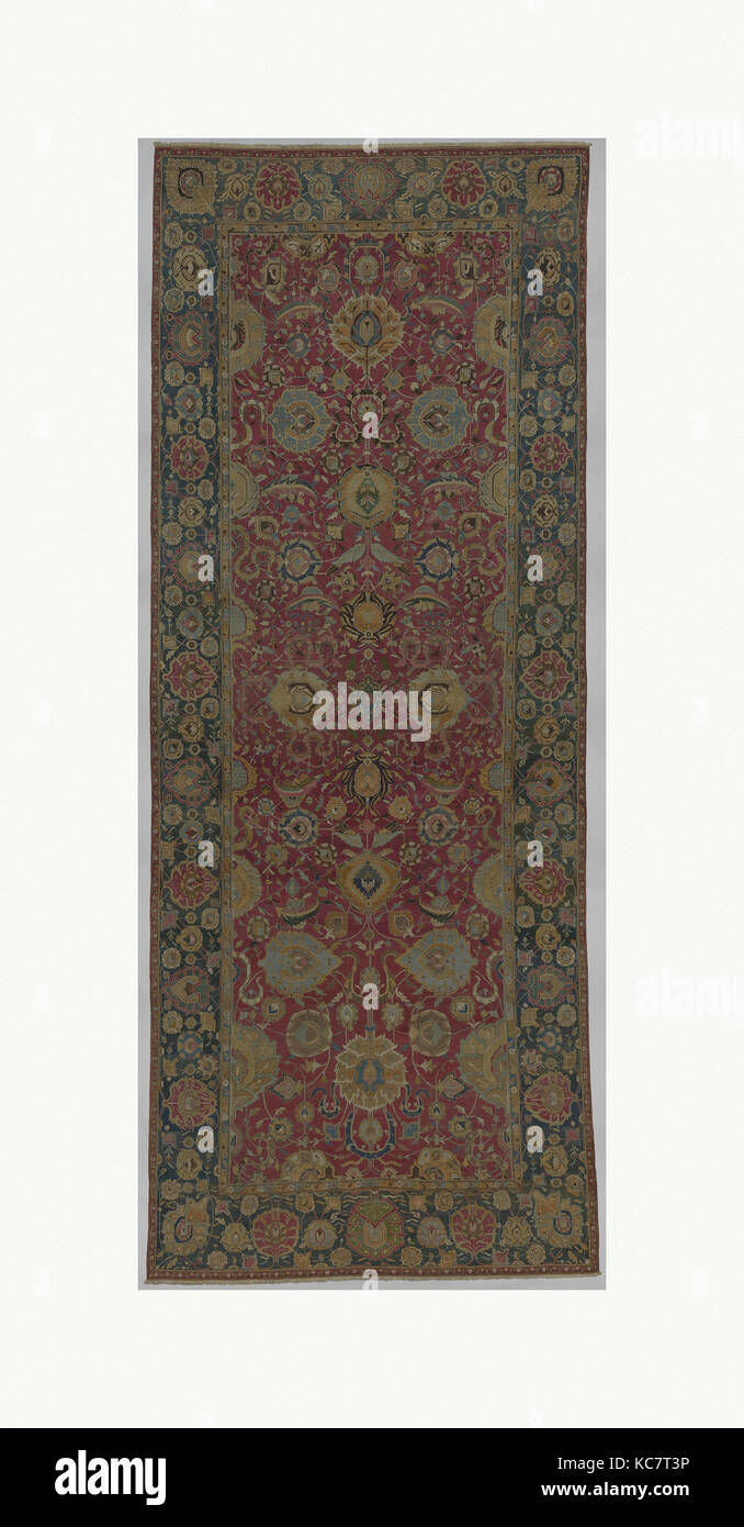 Vine scroll hi-res stock photography and images - Alamy