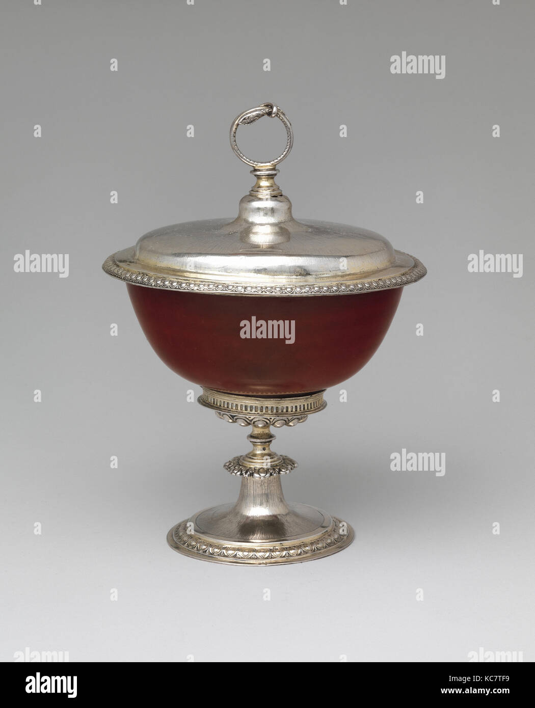 Wine cup with cover, Mounts by Affabel Partridge, ca. 1565 Stock Photo ...