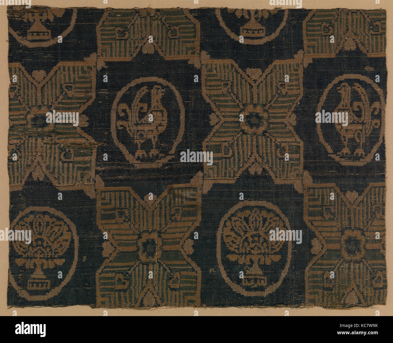 Samite Roundels High Resolution Stock Photography and Images - Alamy