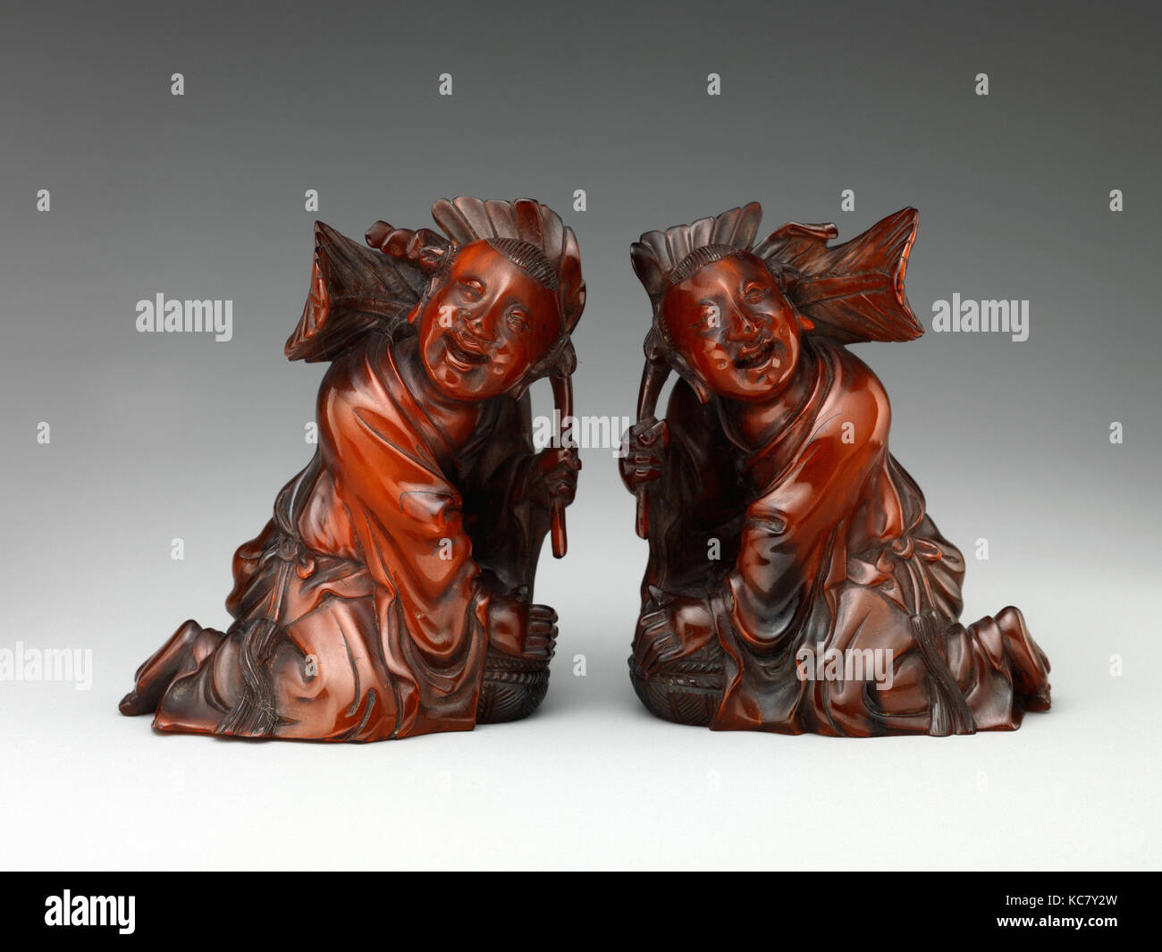 Boys with leaves and boxes, Qing dynasty (1644–1911), 19th century ...