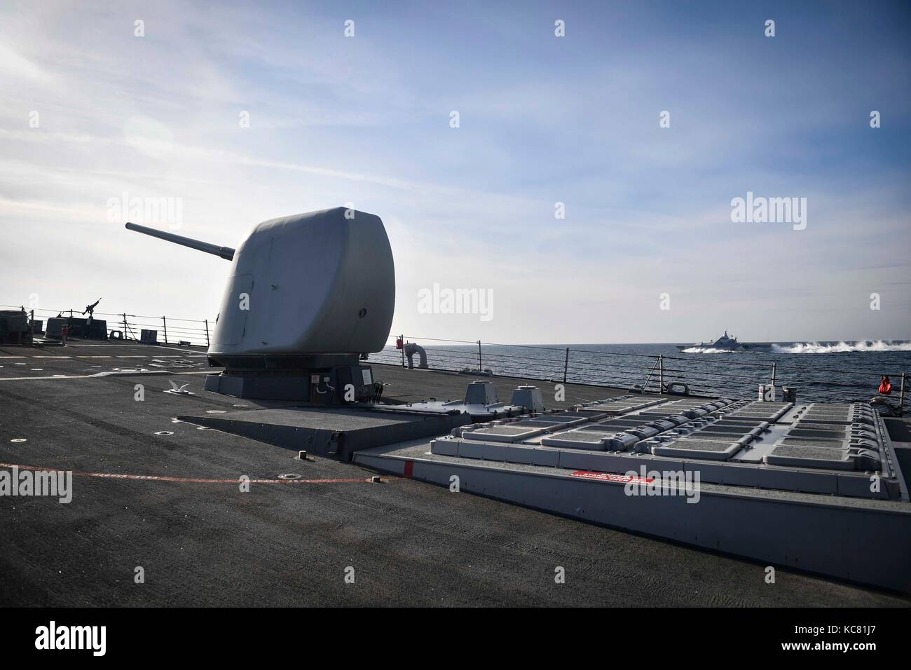 Mark 45 gun hi-res stock photography and images - Alamy
