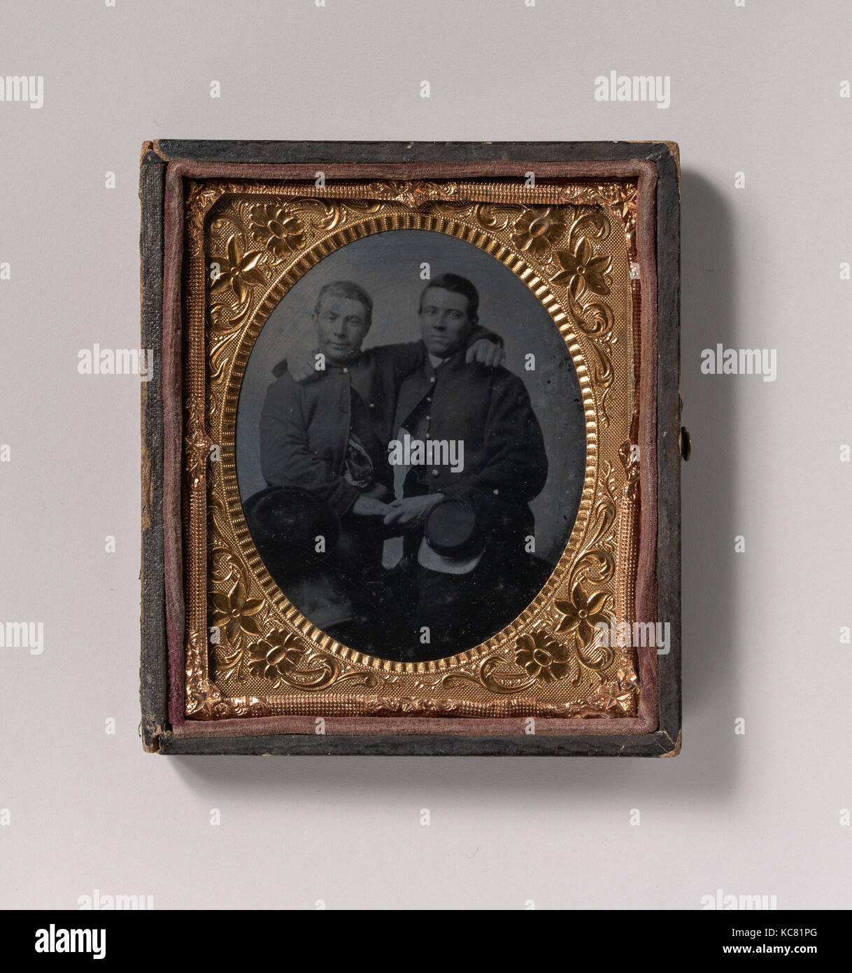Two Union Soldiers Holding Hands, Arms Around Each Other's Shoulders ...