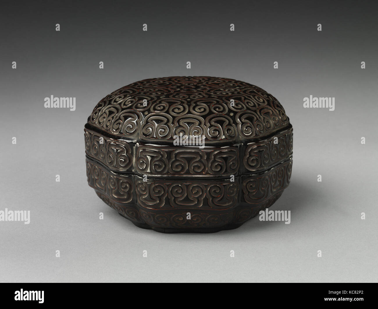 Inverted corners hi-res stock photography and images - Alamy