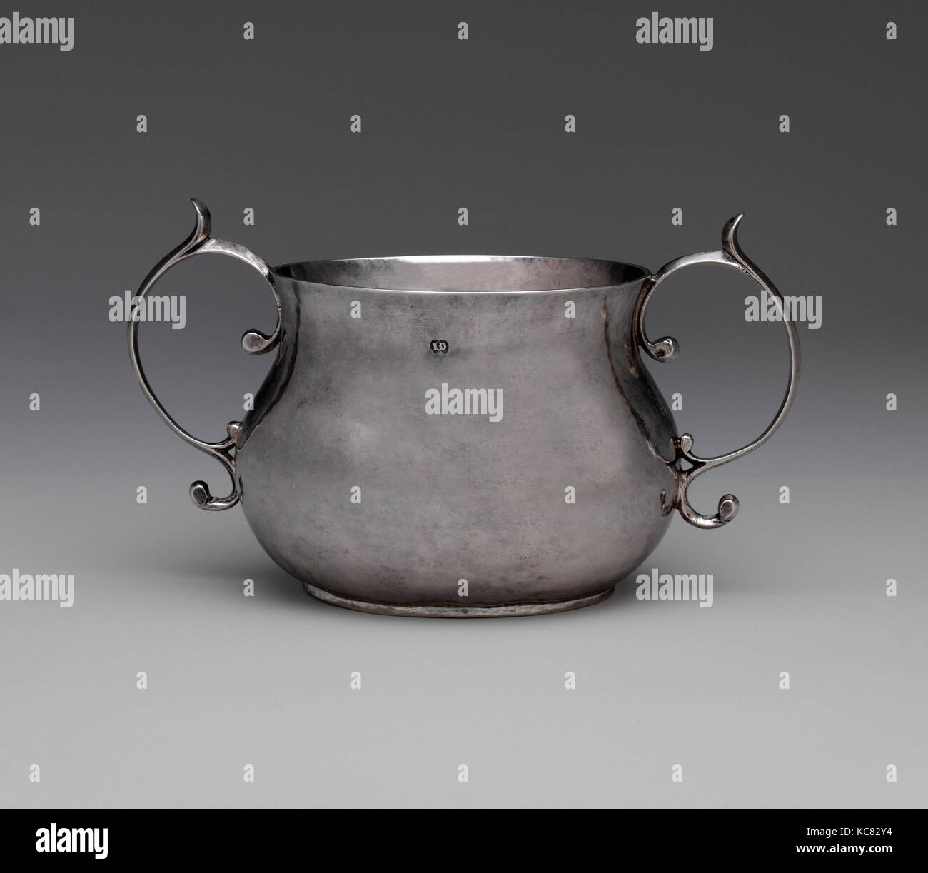 Boston silversmith jeremiah dummer hi-res stock photography and images ...