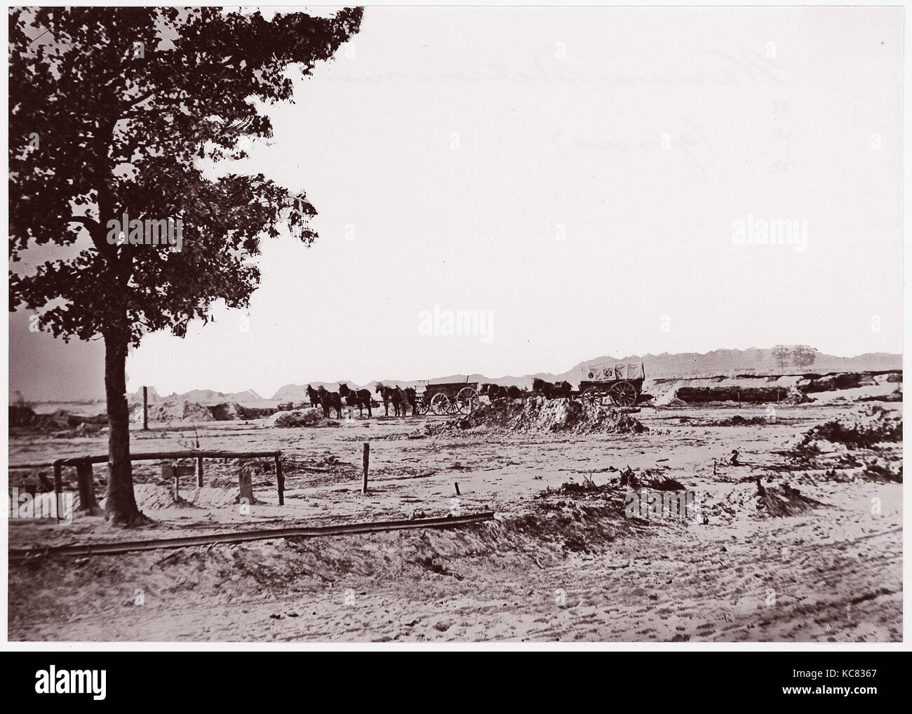 Warren Station, near Petersburg (graves), Timothy H. O'Sullivan, 1864 ...