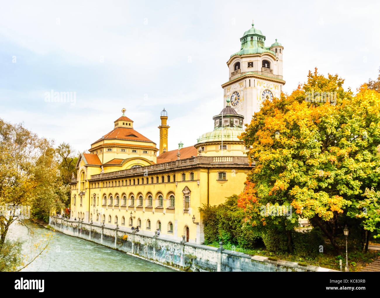 View on autumn landscape arround Muellersches Volksbad in Munich Stock ...