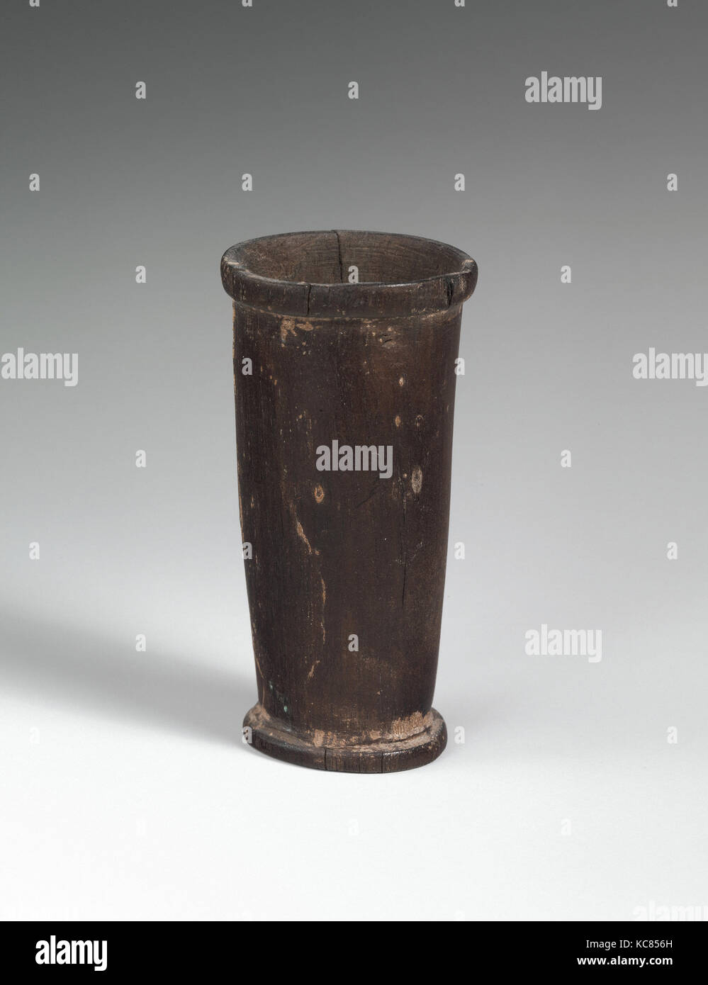 Cylindrical Vase, New Kingdom, Dynasty 18, early, ca. 1550–1458 B.C ...
