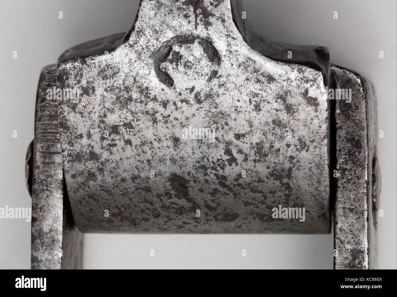 Spanning the crossbow hi-res stock photography and images - Alamy