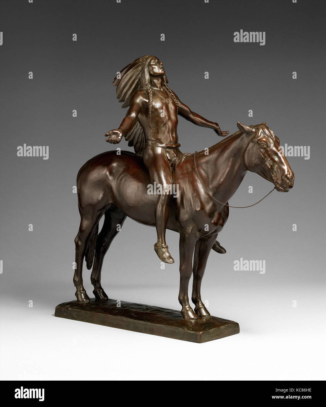 Cyrus dallin sculpture hi-res stock photography and images - Alamy