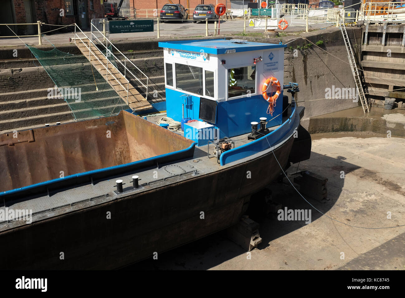 Motorised barge hi-res stock photography and images - Alamy