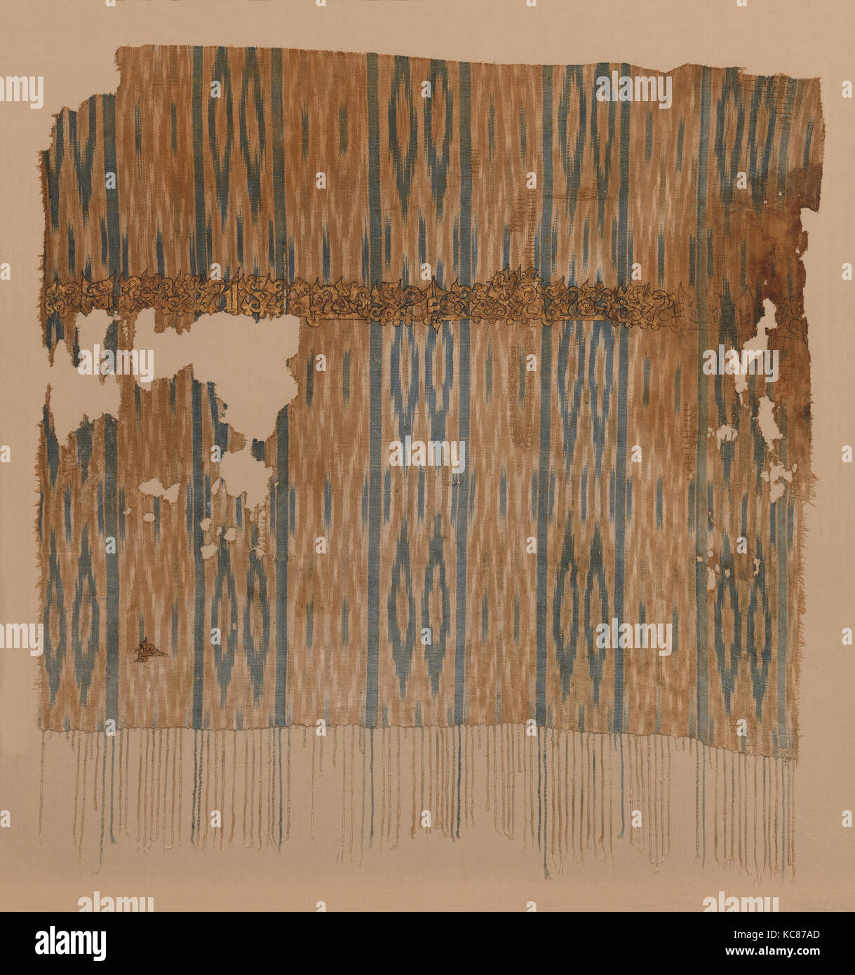 Tiraz Fragment from an Ikat Shawl, late 9th–early 10th century Stock ...