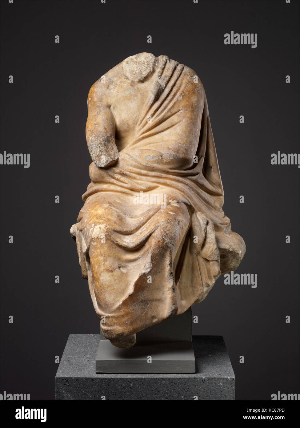 Philosopher stone hi-res stock photography and images - Alamy