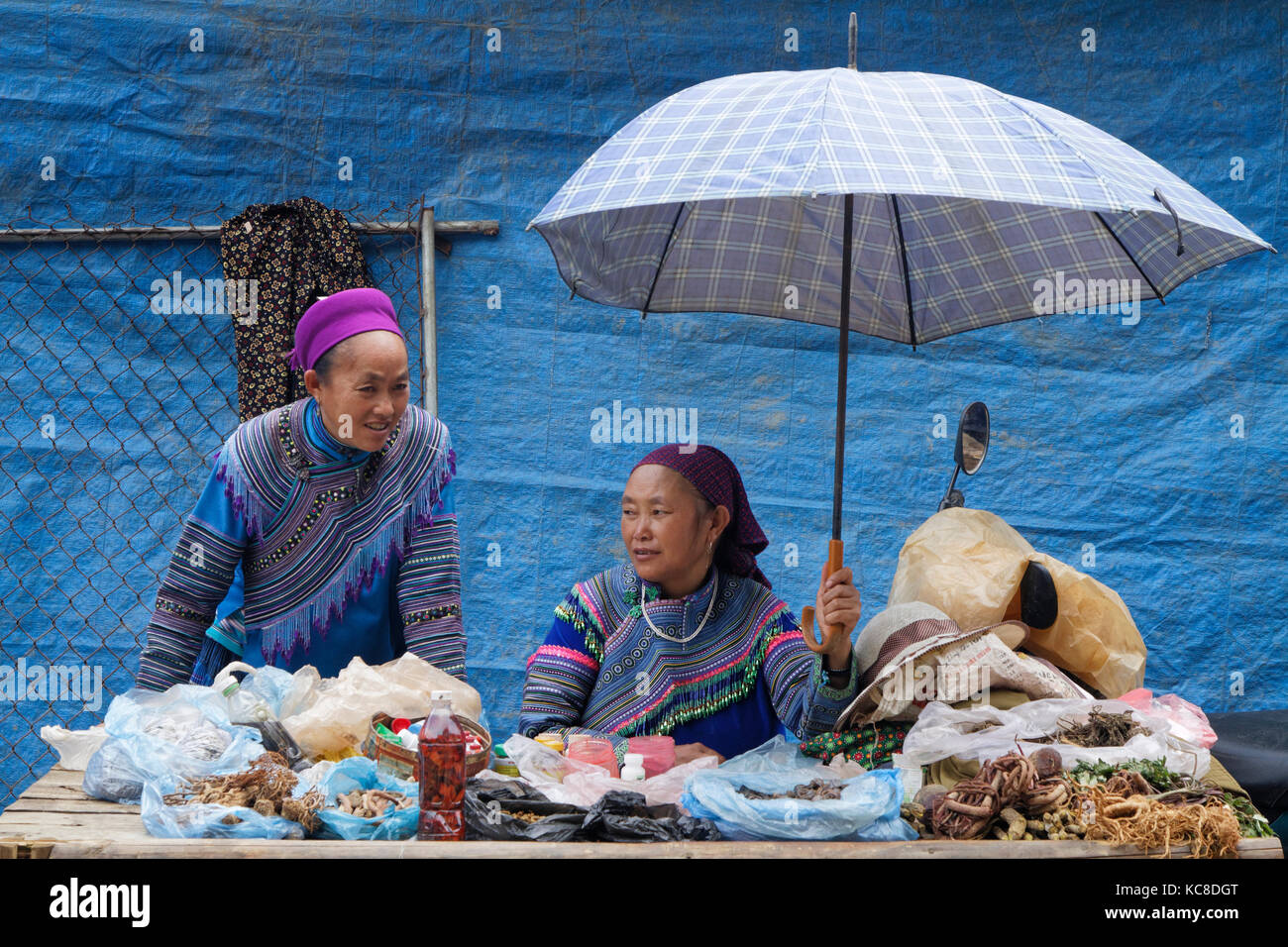 SIN CHENG, VIETNAM, October 26, 2016 : Women on the market. HMong women ...