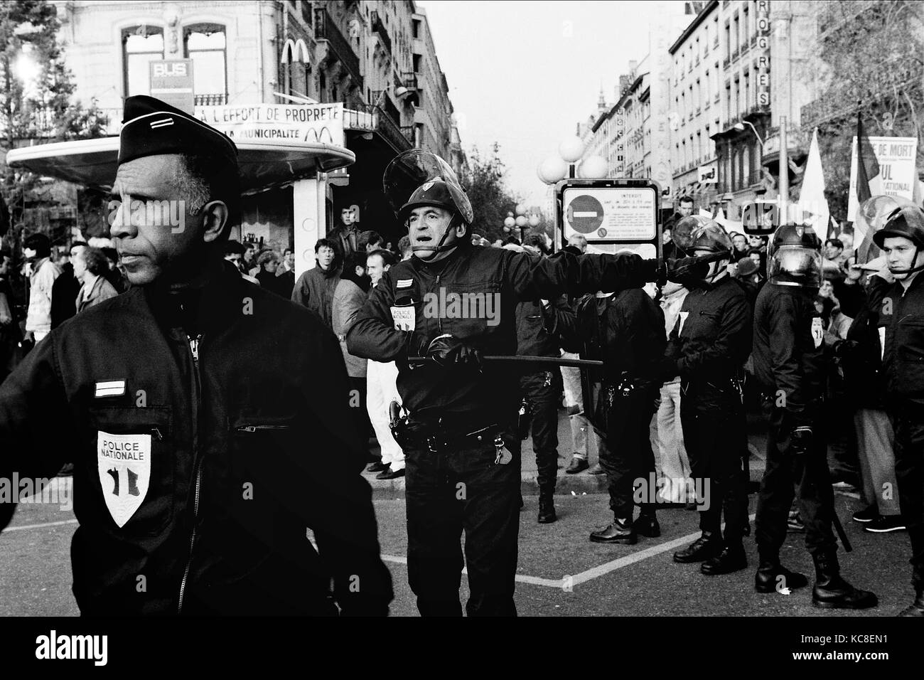 French National Front holds rally in Lyon to protest against the ...
