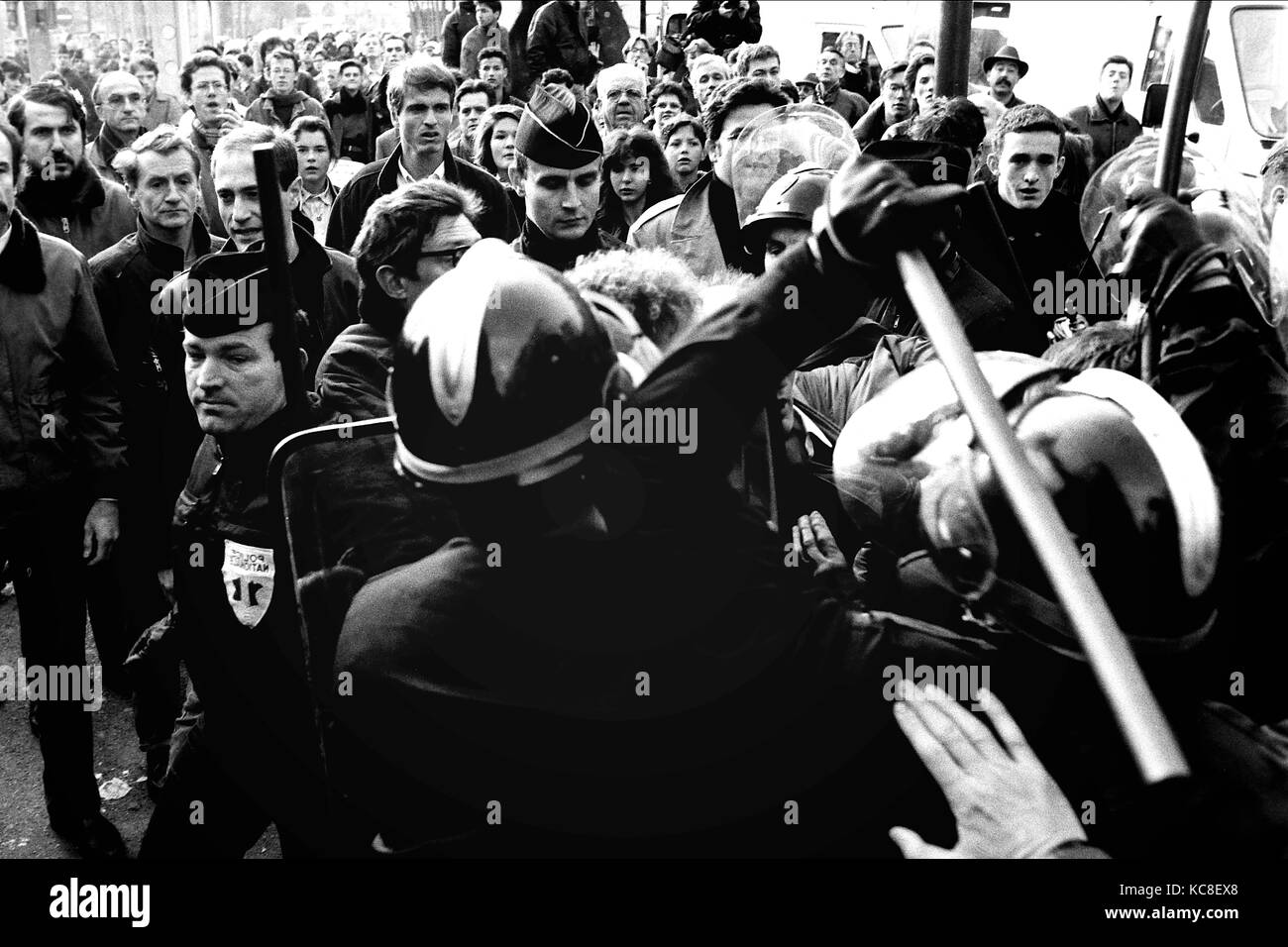 French National Front holds rally in Lyon to protest against the ...
