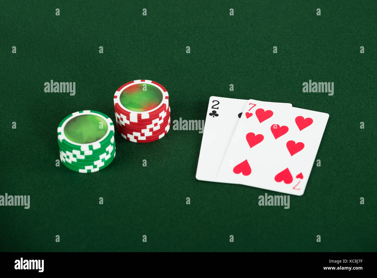 Card table green hi-res stock photography and images - Alamy