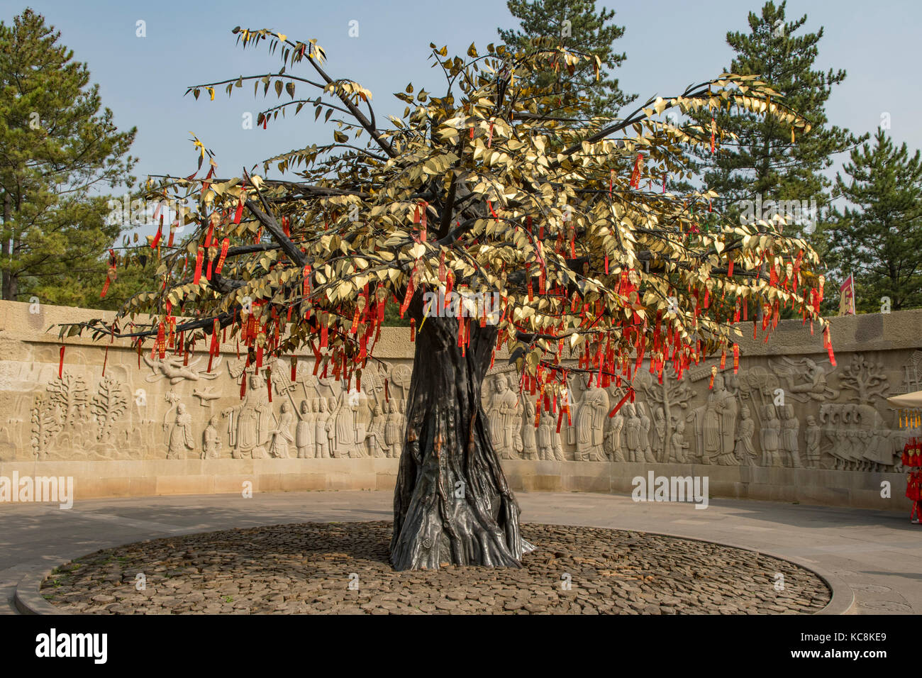 Offering Tree at Lingyan Temple, Yungang Grottoes, Shanxi, China Stock ...