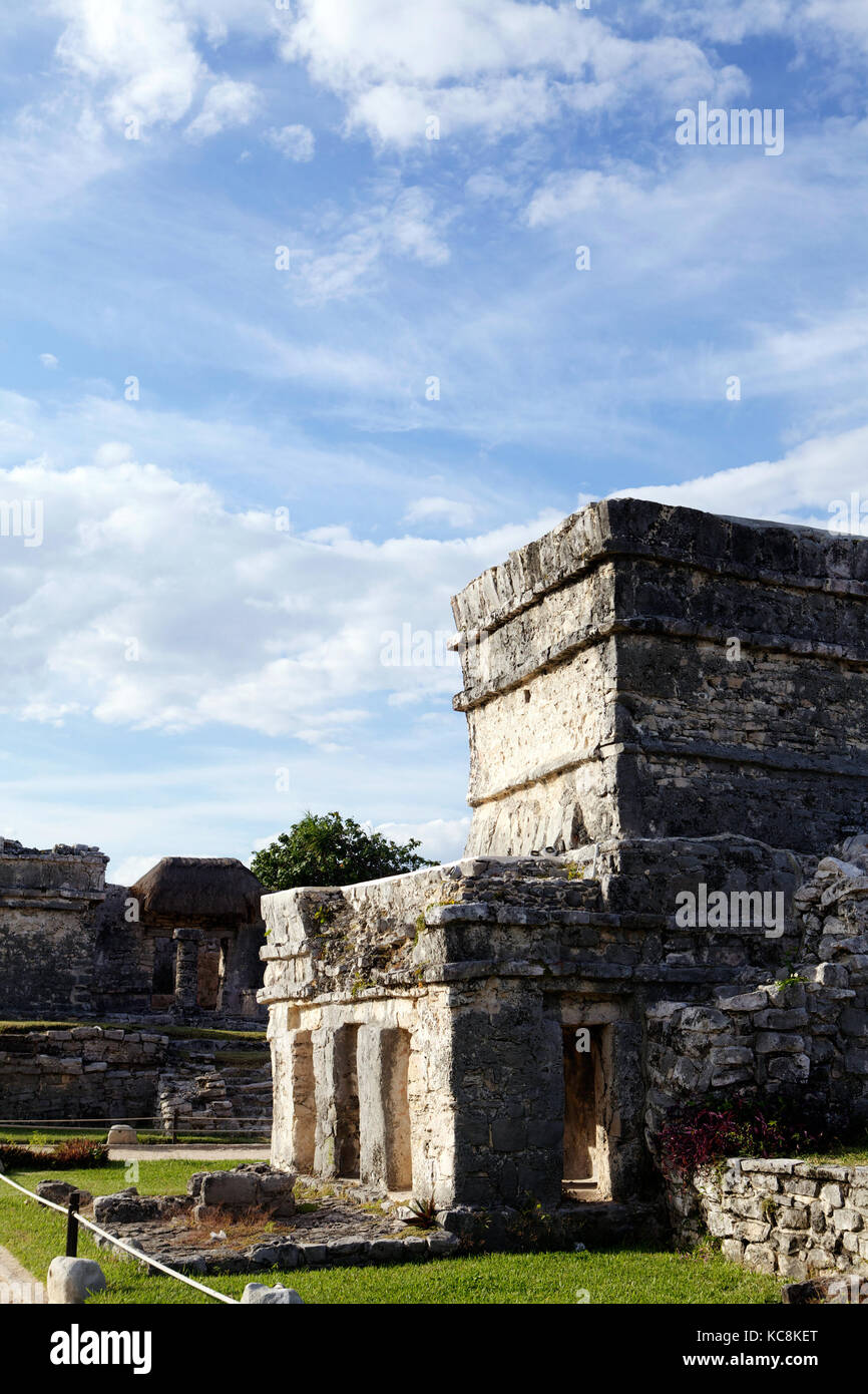 Pyramid shape temples hi-res stock photography and images - Alamy