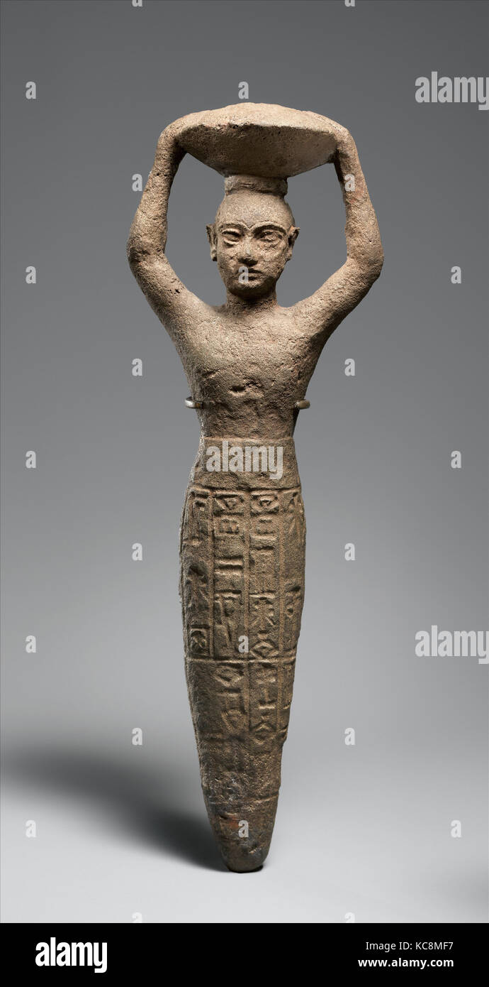 Foundation figure of Ur-Namma holding a basket, ca. 2112–2095 B.C Stock ...