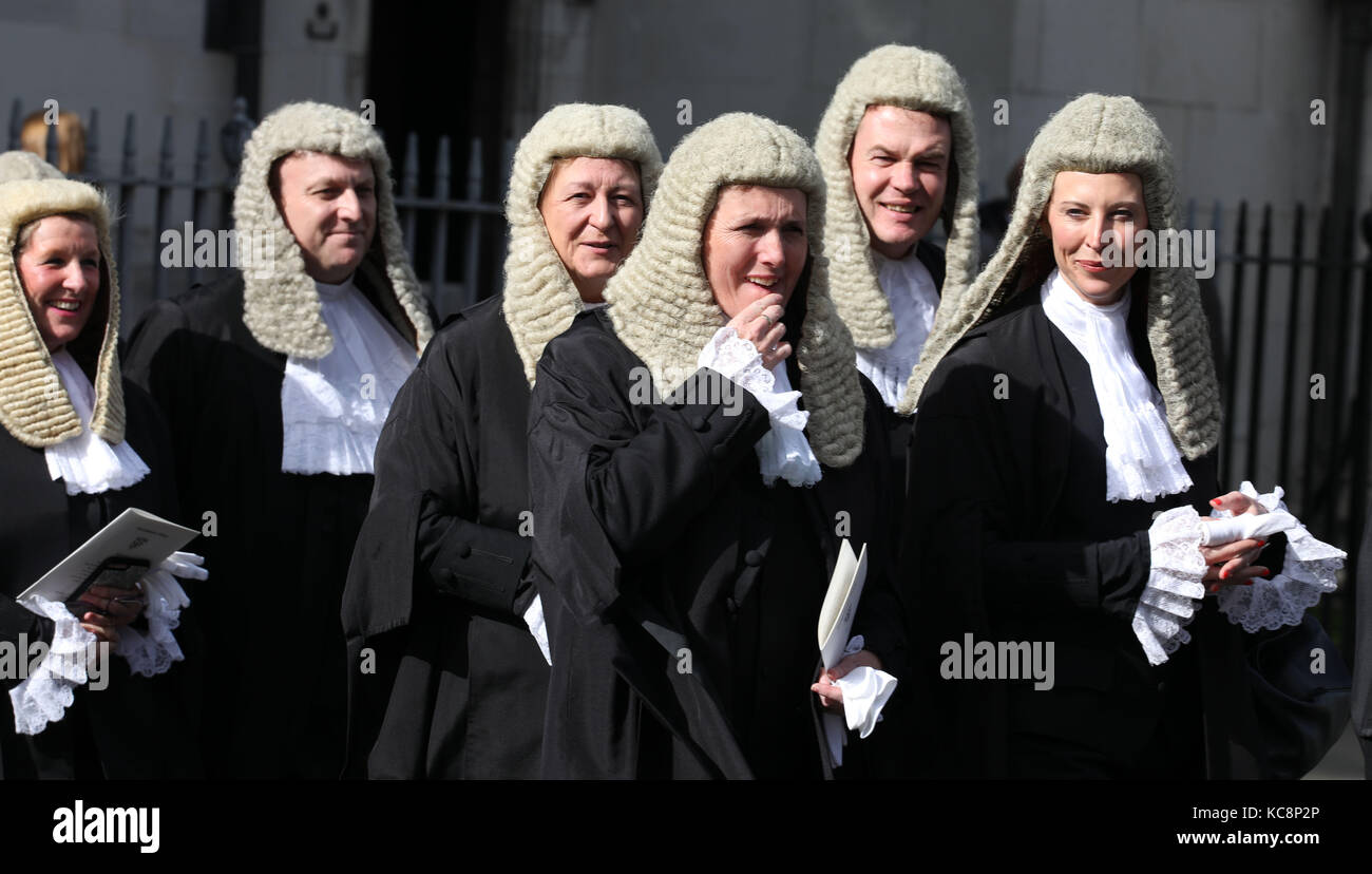 Pic shows: Judges queueing to enter House of Commons Pic by Gavin ...