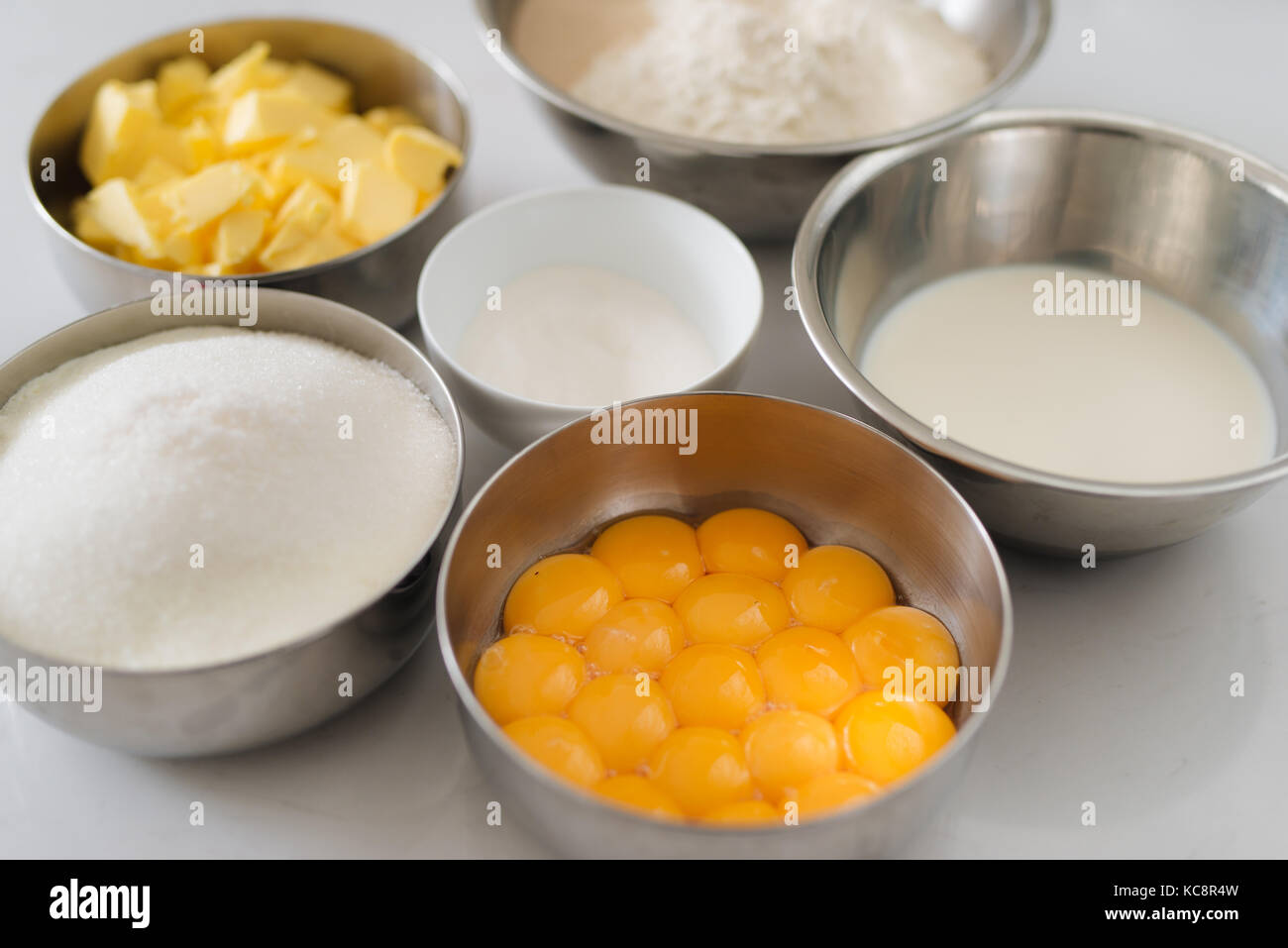 Bakery chef. Ingredients for baking cake Stock Photo - Alamy