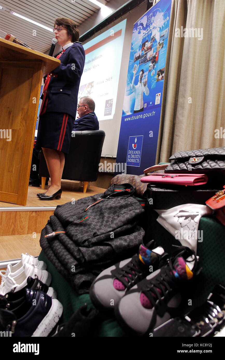 Seized counterfeit goods hi-res stock photography and images - Alamy