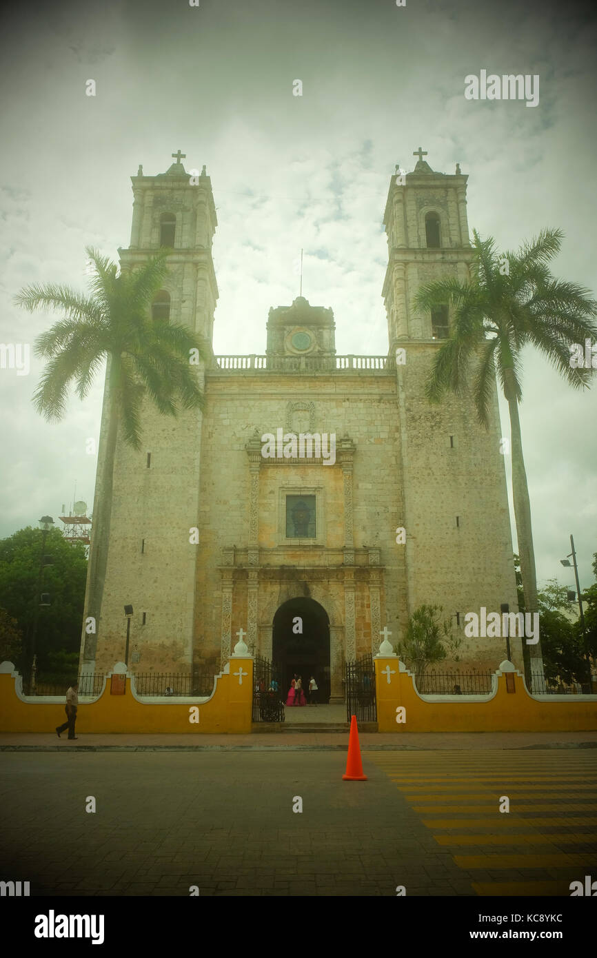 Hazy picture of Mexican church Yucatan Peninsular Stock Photo - Alamy