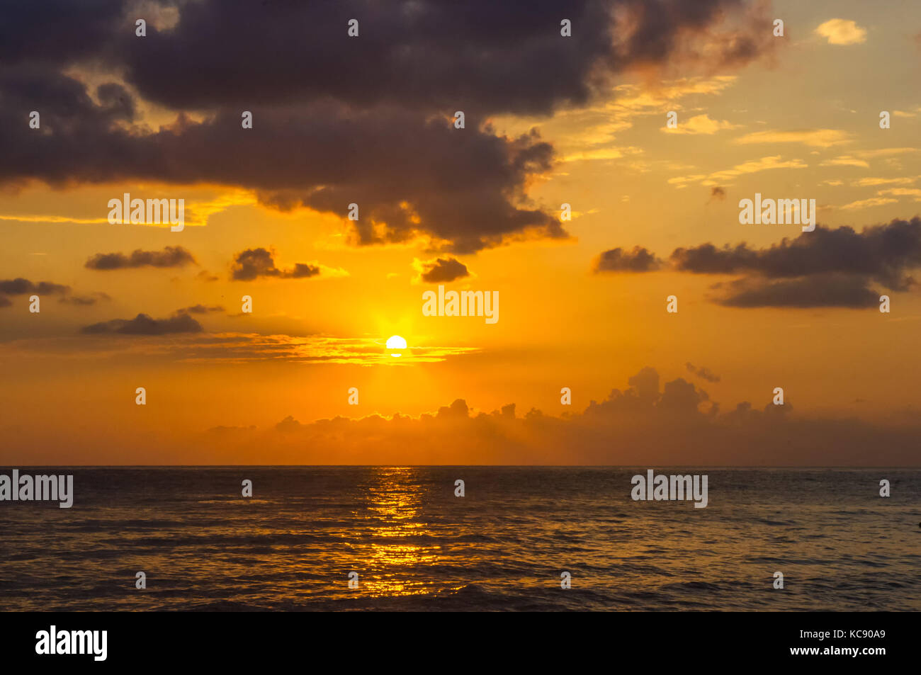 Summer sea sunset, the sun, waves and clouds, beautiful dramatic ...