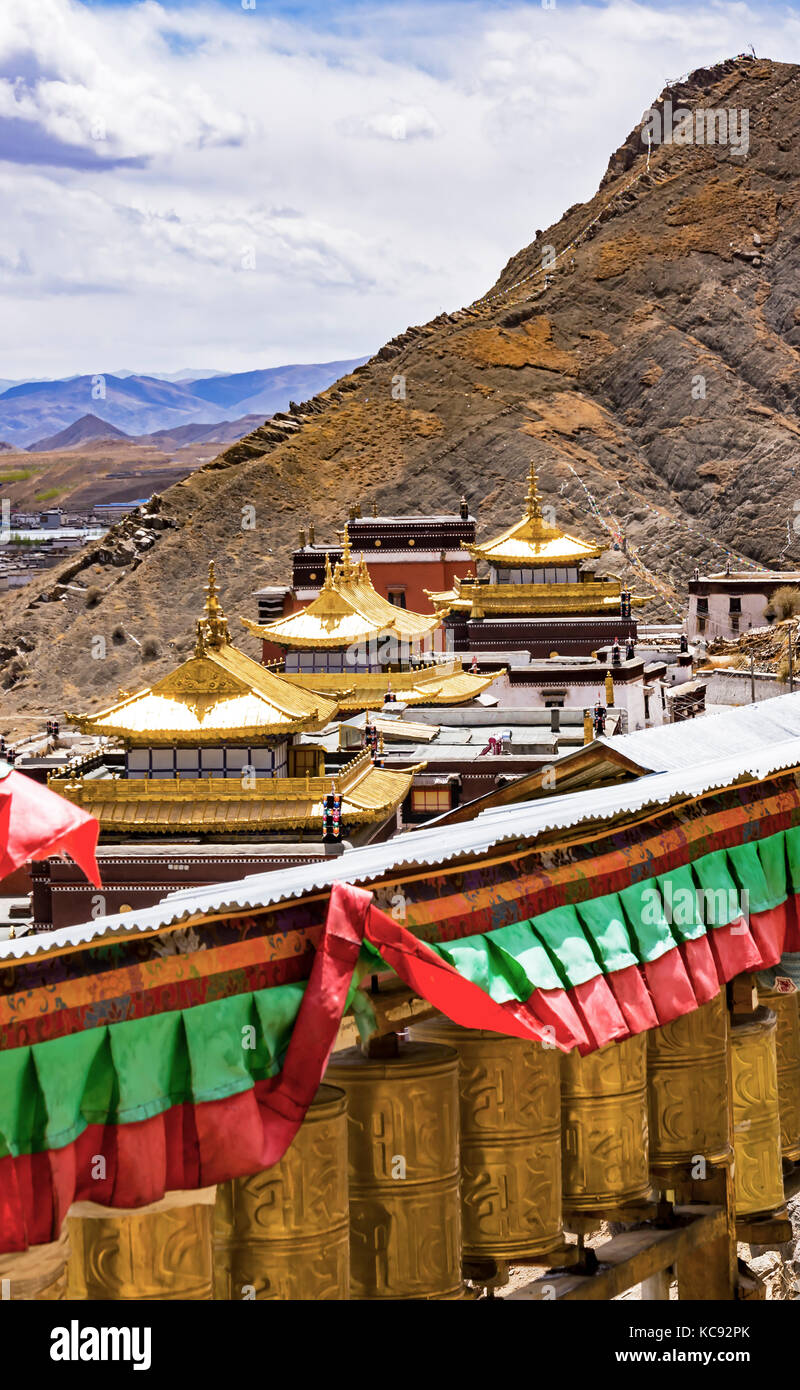 Tashilumpo Monastery in Shigatse - Tibet Stock Photo - Alamy