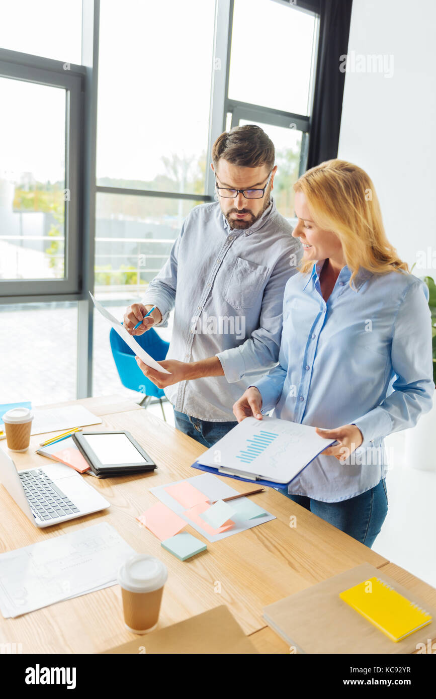 Worker corporate hi-res stock photography and images - Alamy