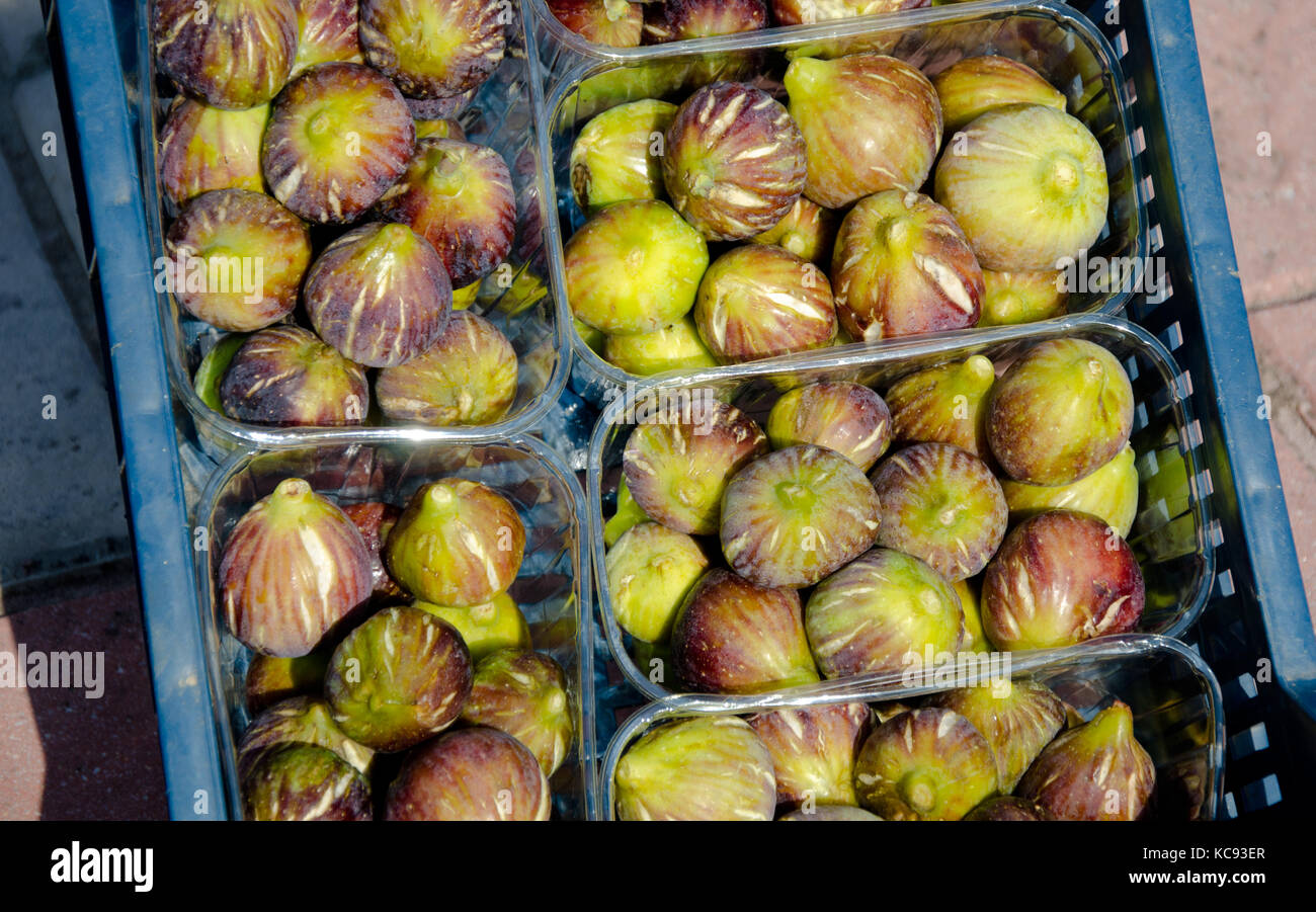 figs in plastic crates on market for sale Stock Photo - Alamy