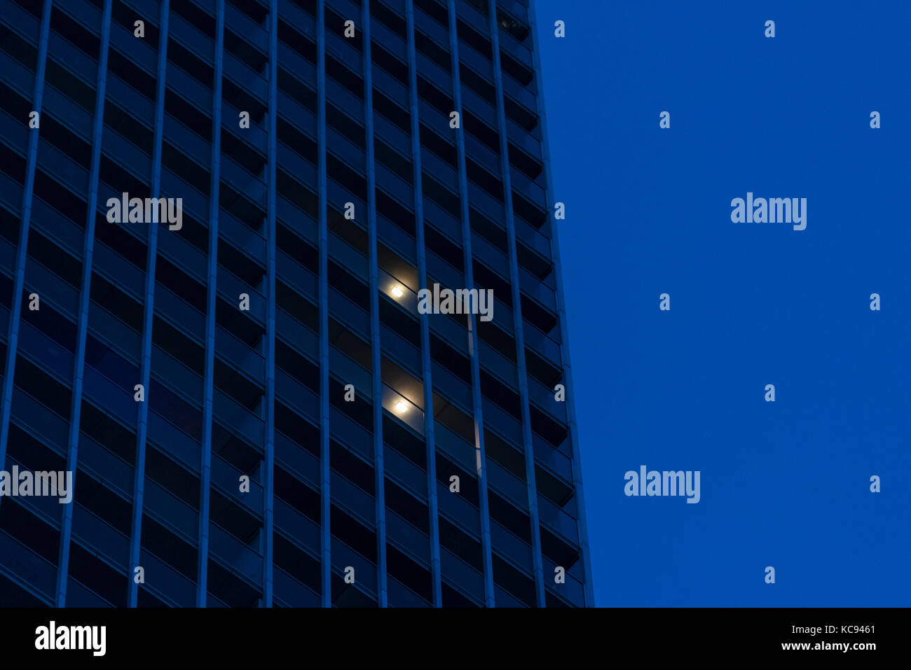 Rotterdam city skyline illustration hi-res stock photography and images ...