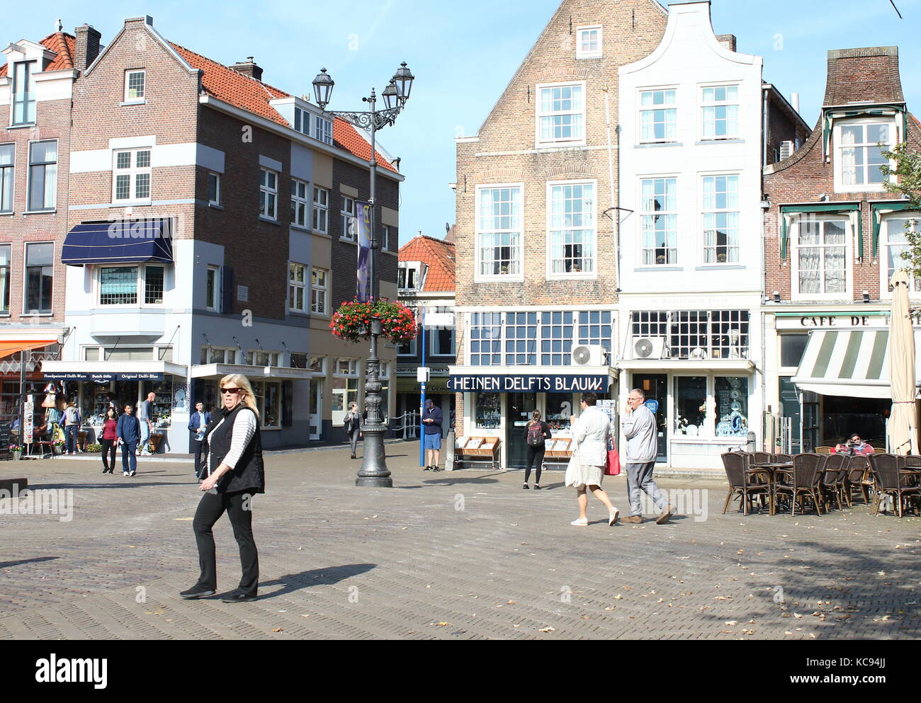 Delft ware hi-res stock photography and images - Alamy