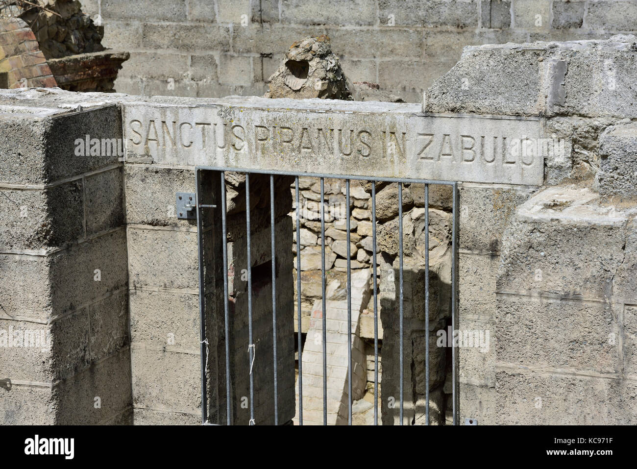 St Piran's Oratory near Perranporth, Cornwall Stock Photo - Alamy