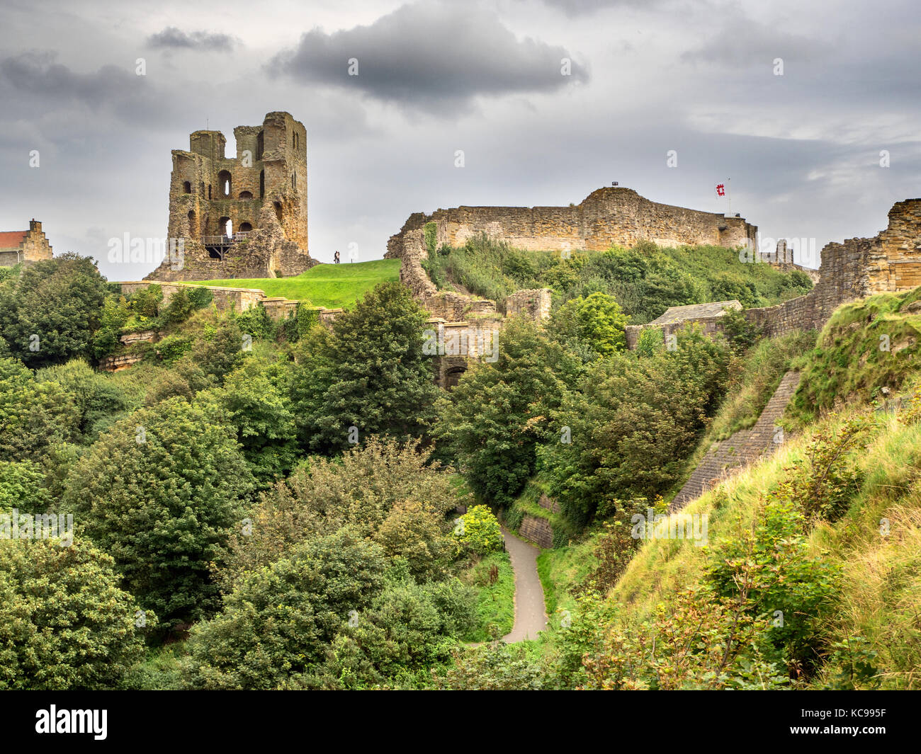 Scarborough castle hi-res stock photography and images - Alamy