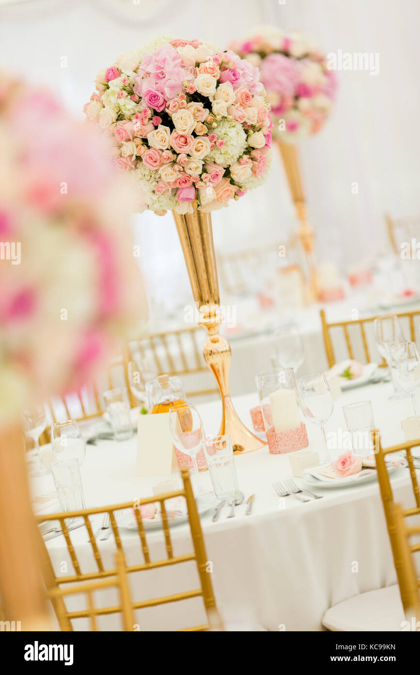 Restaurant table decorations decorated hi-res stock photography and ...