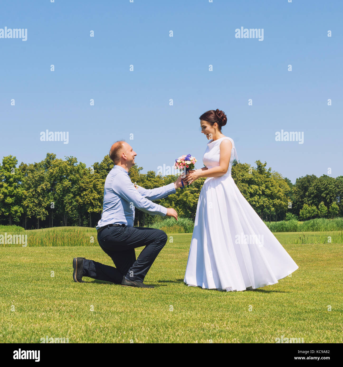 Man makes a proposal to his girlfriend to get married. Marriage ...