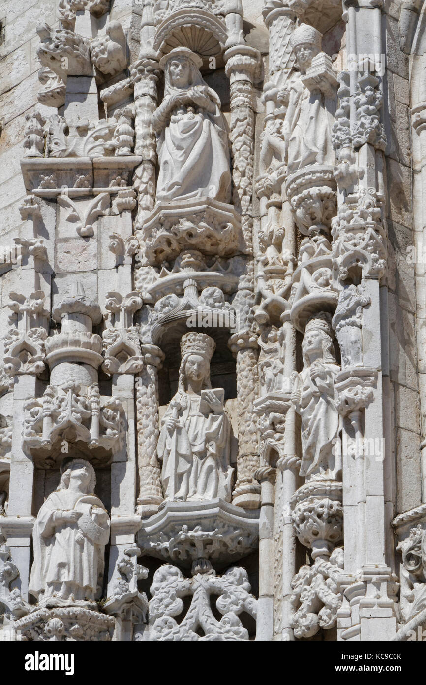 Examples of the portuguese late gothic manueline style of architecture ...