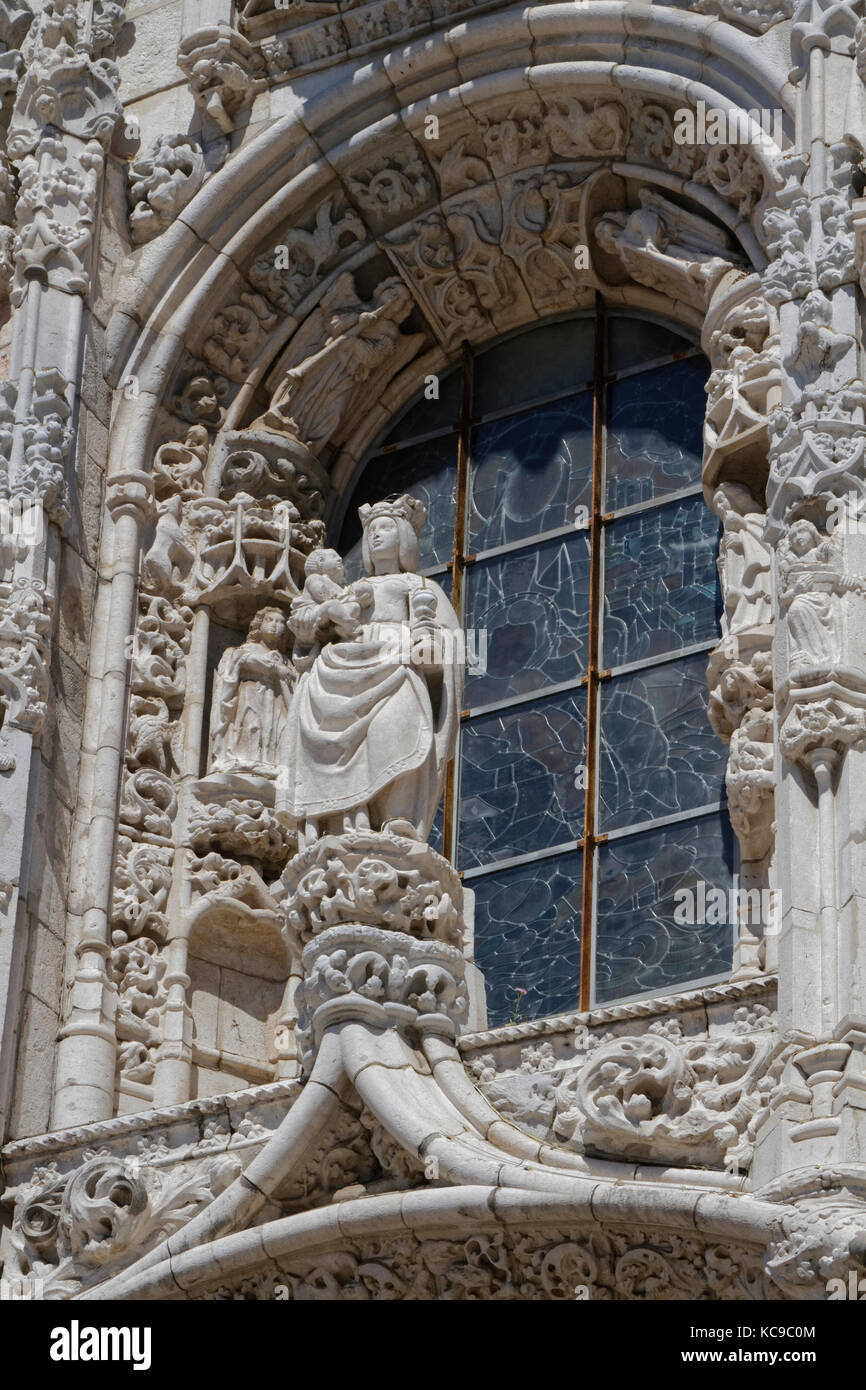 Examples of the portuguese late gothic manueline style of architecture ...